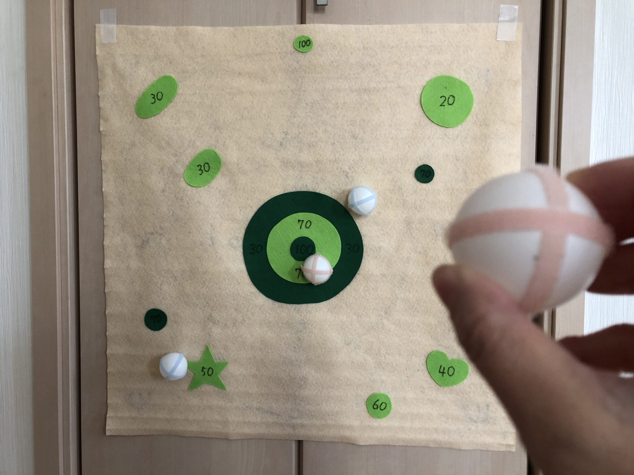 【的当て】10分で簡単に作れるオススメ的当て10選♪子どもに大人気の手作りアイデア☆詳しい作り方つき♪ | おうちあそびより